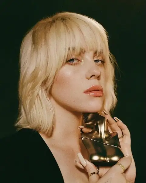 Billie Eilish Wiki, edad, altura, novio, valor neto, familia, carrera ...