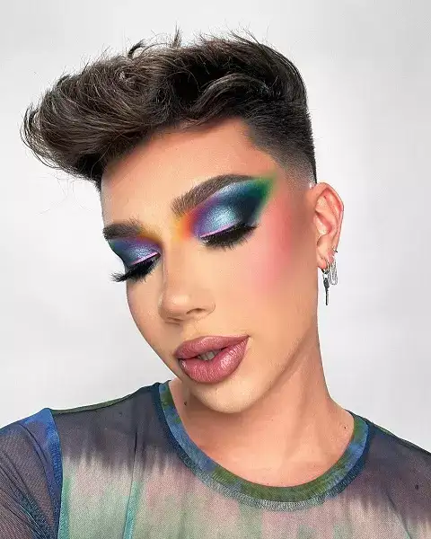 James Charles Wiki, leeftijd, lengte, vriend, vermogen, familie ...