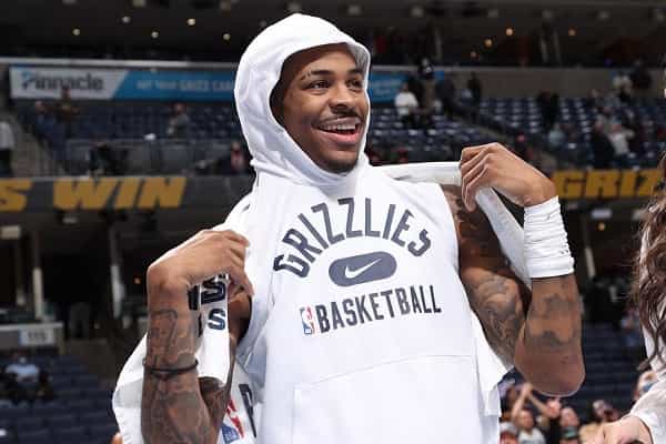 Ja Morant Wiki, âge, taille, petite amie, valeur nette, famille ...